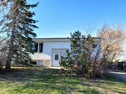 Grimshaw, AB Real Estate - Homes For Sale in Grimshaw, Alberta