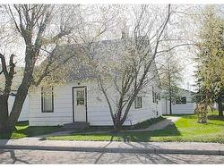 Bashaw, AB Real Estate - Homes For Sale in Bashaw, Alberta