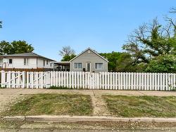 Redcliff, AB Real Estate - Homes For Sale in Redcliff, Alberta