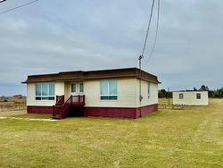 Les Îles-de-la-Madeleine, QC Maisons à vendre - Propriétés à Les Îles ...