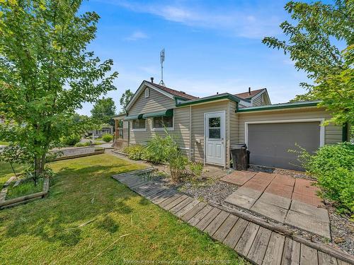 245 Beverly, Essex, ON, N8M 2B4 - house for sale | Listing ID 25019936 ...