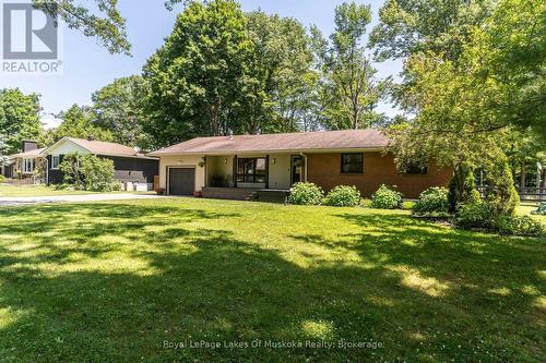 220 Alexander Street, Gravenhurst (Muskoka (S)), ON, P1P 1A6 - house ...