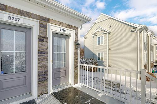 9719 Rue Yvon-Paiement, Mirabel, QC, J7N 0M4 - copropriété à vendre ...