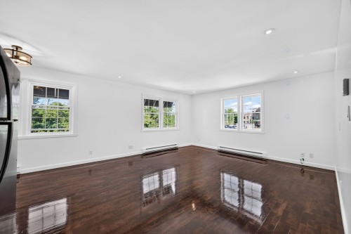 D-149 Av. Cartier, Pointe-Claire, QC, H9S 4R9 - louer à louer | No ...