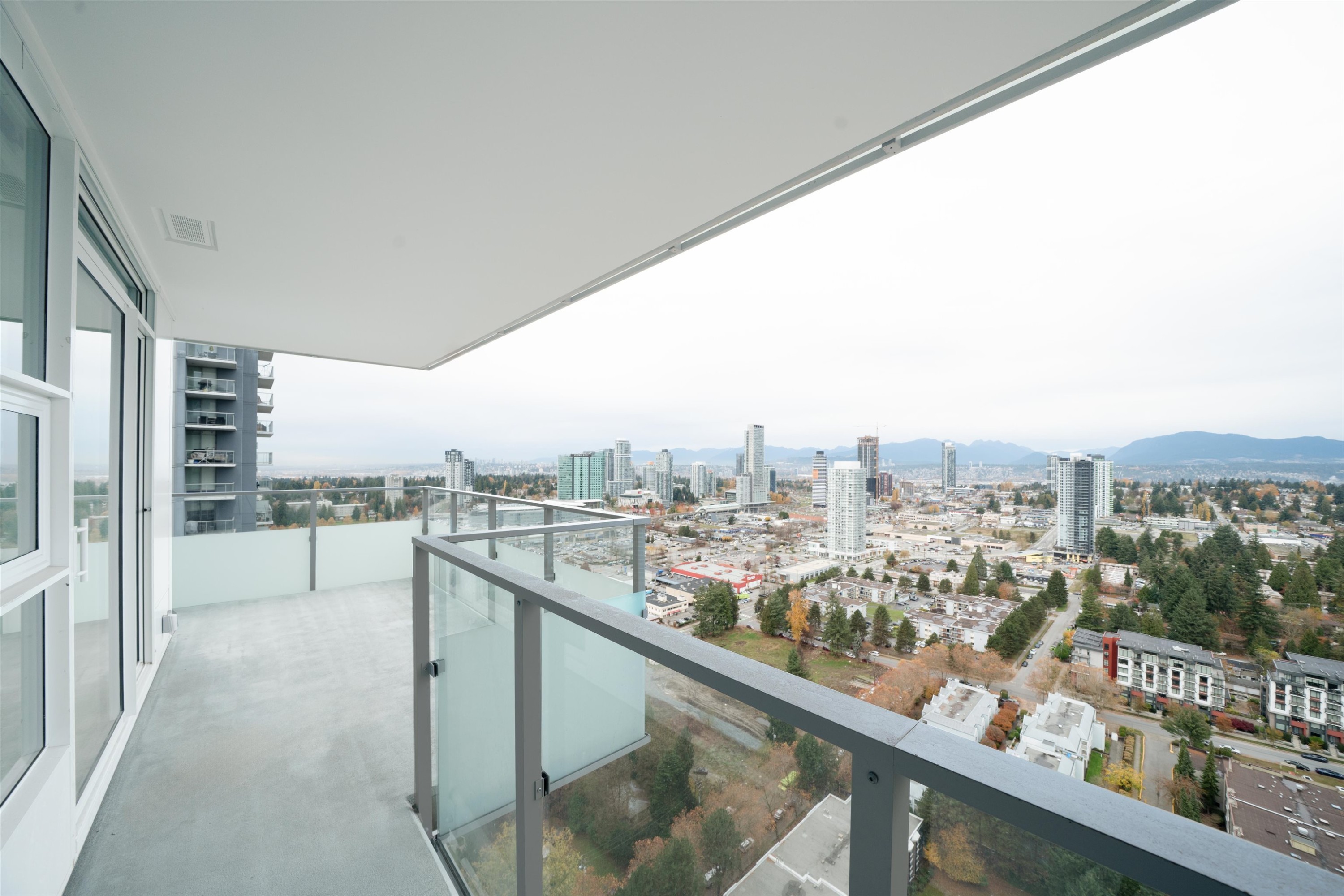 3307-13778 100 Avenue, Surrey, BC, V3T 0V3 - Single Family Property For ...