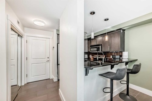 104-725 4 Street Ne, Calgary, AB, T2E 3S7 - condo for sale | Listing ID ...