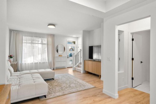 33 Shale Avenue, Cochrane, AB, T4C 3G6 - house for sale | Listing ID ...